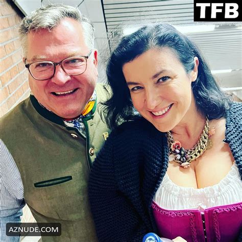 DOROTHEE BAR Nude AZNude