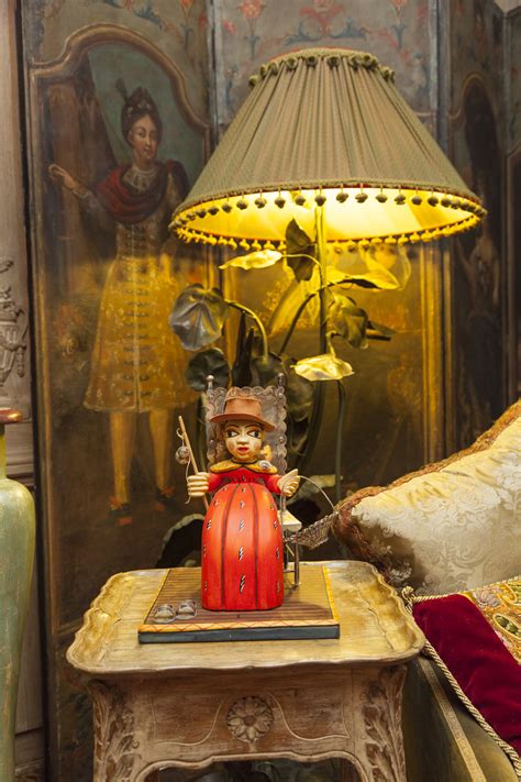 Iris And Carl Apfel At Their Home In NYC The Selby The Selby