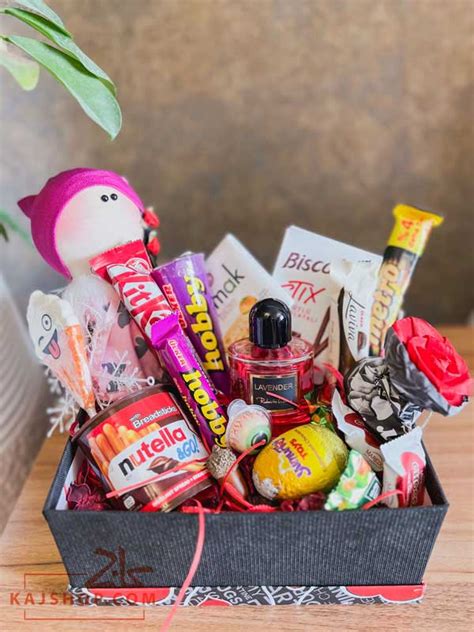 چک لیستی کامل از 230 تا ایده کادو ولنتاین برای دخترها