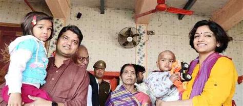 Ias Manish Kumar Verma प्रशासनिक सेवा के लिए छोड़ी जर्मनी में नौकरी