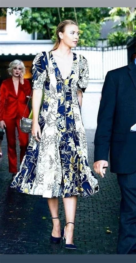 Pin By Ibl On Maria Sharapova Dress Casual Dress Maria Sharapova