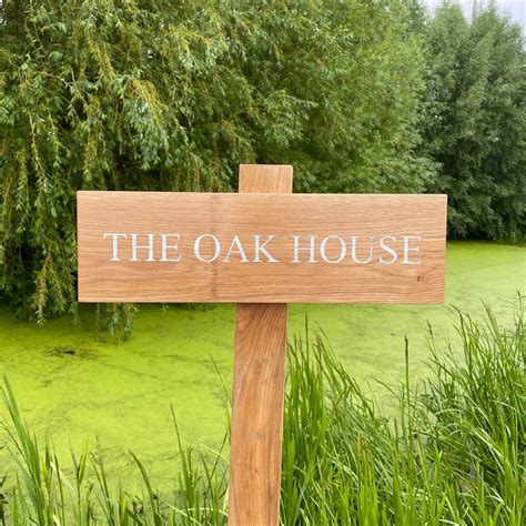Single Oak Post Sign Designing Signs