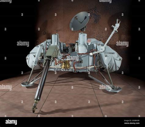Mariner 9 Spacecraft Dimensions