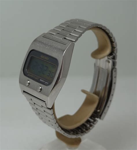 Sold 1976 Seiko Lcd With Box Birth Year Watches
