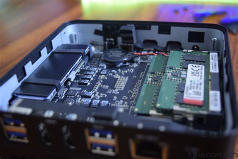 Minisforum Venus UM560XT Mini PC With AMD Ryzen 5 5600H Cezanne APU Review