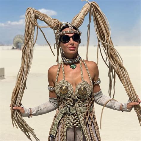 30 Amazing Photos From Burning Man 2019 That Prove Its The Wildest Festival In The World Demilked