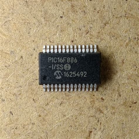PIC16F886 I SS купить в Украине
