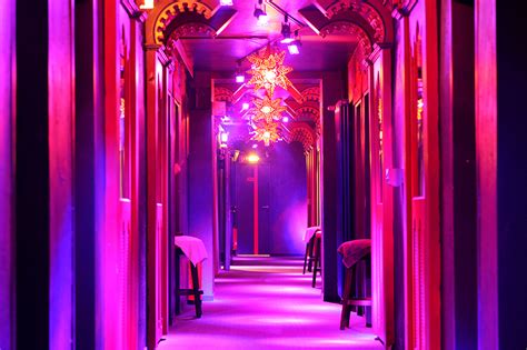 Paradise Point Of Sex Hamburgs Größtes Und Exklusivstes Laufhaus Hamburgs Größtes Und