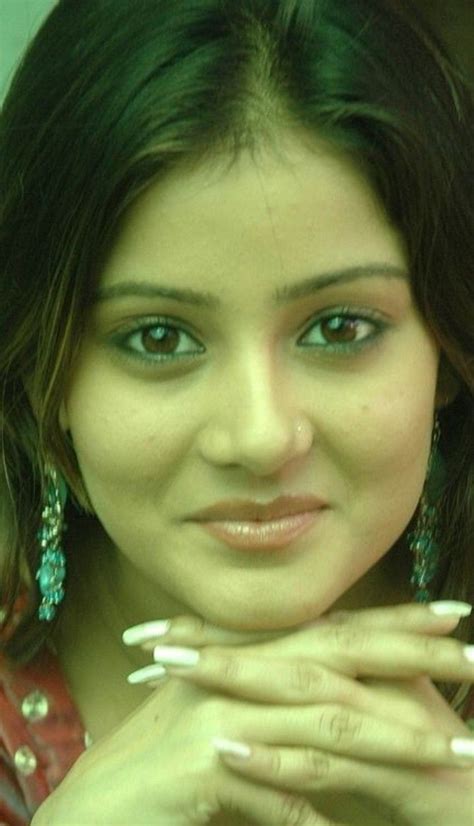 Pin On Beautiful Women Naturally