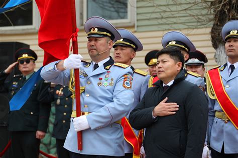 Дотоодын цэргийн 810 дугаар ангид “Байлдааны туг” гардуулах ёслол боллоо