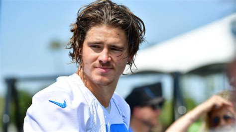 Anonymous Nfl Coach Calls Justin Herbert A Bigger Aaron Rodgers