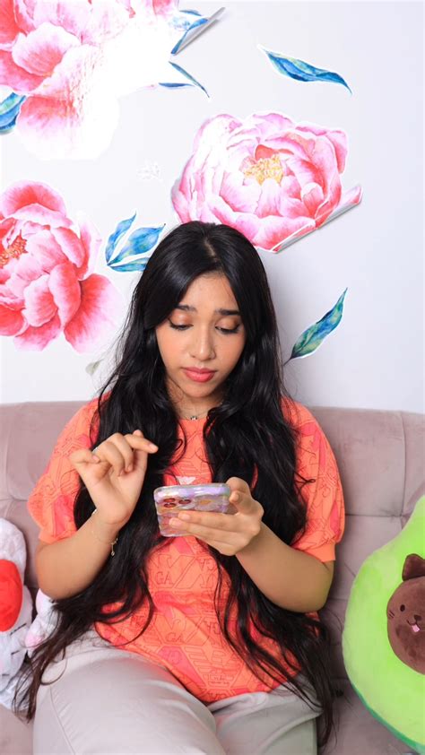 جميع مقاطع شفا التمثيلية المضحكة Shfa Facebook