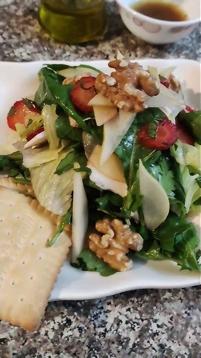 سلطة خضراء مع الاجاص والفطر، Pear Green Salad And Mushroom Trending Tasty Shorts Salad طبخ