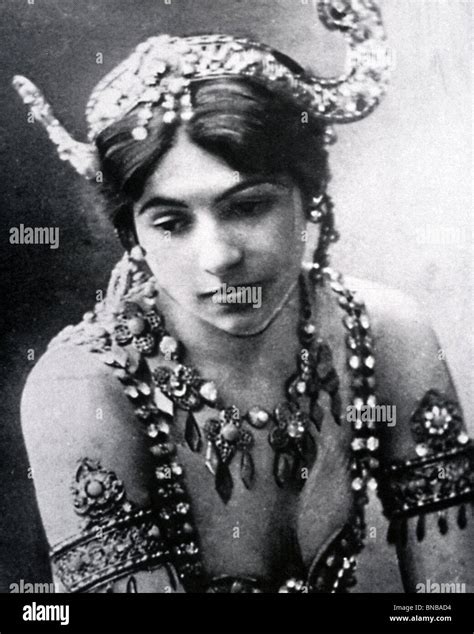 Mata Hari 1876 1917 Dutch Exotic Dancer Who Was Executed For Spying