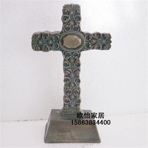 欧式基督教礼品教堂用品结婚礼物树脂摆件装饰品天主教耶稣十字架 笨笨猪2006