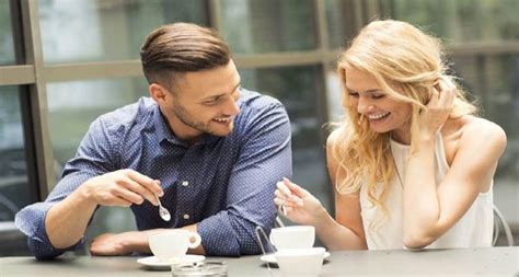 سکس و رابطه جنسی در سن پایین در ایران خطرات و راهکارها همیار عشق