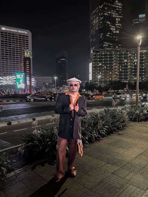 Tampil Elegan Dan Classy Dengan Gaya Busana Preppy Look