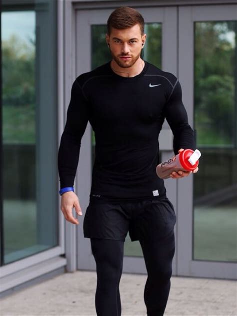 8 Workout Outfit Ideas Sport Outfits Mens Outfits Gym Men