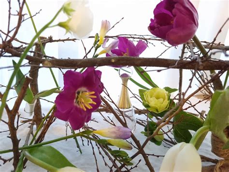 꽃으로 써내려가는 서시 포엠플로리스트학원 친환경꽃꽂이 Poemfloristschool