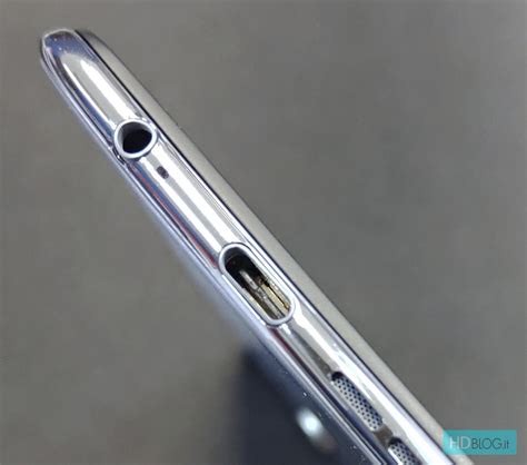 Images And Video Of A New Asus Zenfone Prototype Device Leak Notebookcheck Net News