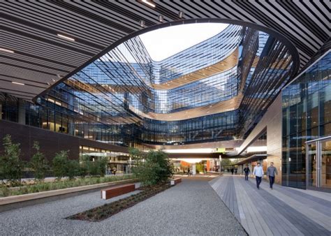 Samsung S Silicon Valley Office By Nbbj Features Nap Pods