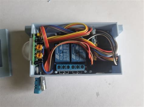 Free 3d File Esp 32s Esp Wroom 32 Pir Dual Relay Dht11 Sensor Case・3d Printing Design To