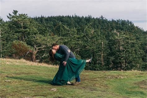 Deception Pass Engagement Archives Husband And Wife Everett Newborn Portrait And Wedding