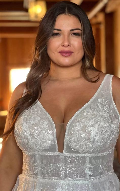 Sparkling Plus Size A Line Wedding Dress With Plunging Neckline D3445