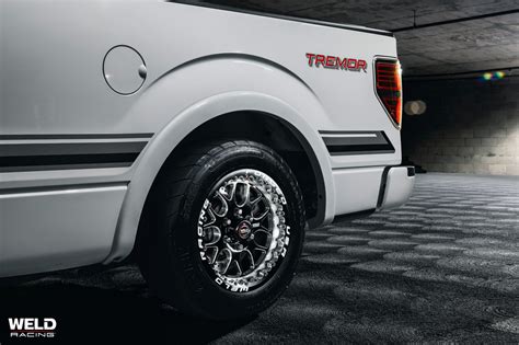 Weld Rt S Svt Lightning S77 Hd 17x10 5x135 Bp 57in Bs Black