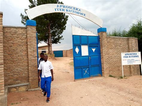 Iter Rutobwe School Ishuri Rigendanye Nigihe