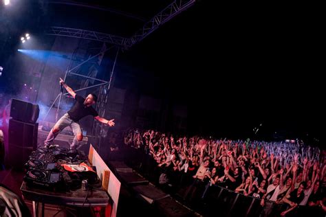 Skrillex Nuits Sonores Comment Le Dj Star Am Ricain Sest R Invent