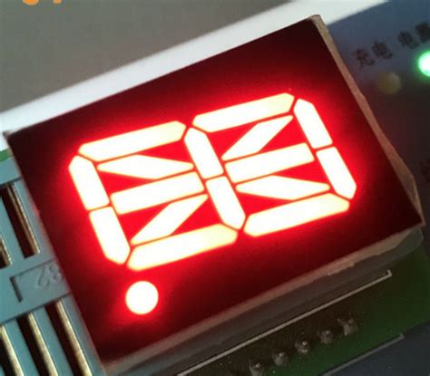 Display 16 Segmentos