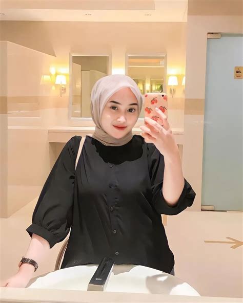 Pap Cewek Cantik Gaya Hijab Model Pakaian Pakaian Perjalanan