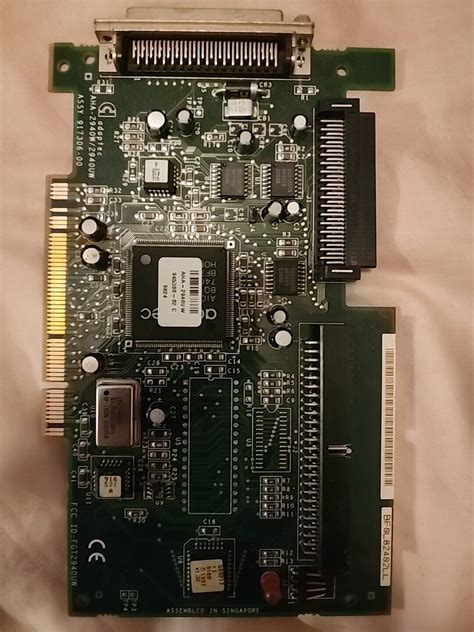Used Adaptec Aha 2940uw Ultra Wide Scsi Controller Pci Adapter Card 68 And 50 Pin 2940w Ubb Threads