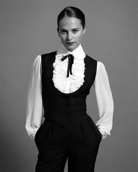 Pin By Pink Cloud On F A S H I O N Vest Women Outfit Fashion Cute