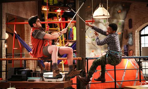 Christopher Charles Mintz Plasse Reality Tea