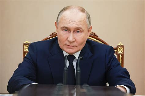 Путин назвал условие мирного урегулирования конфликта на Украине