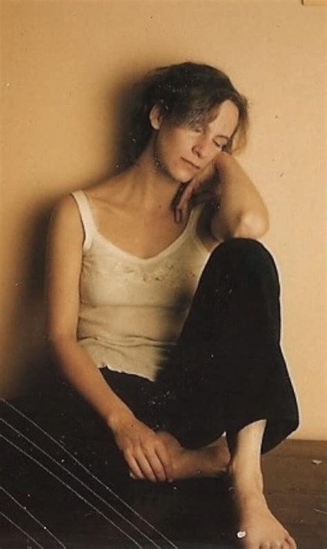 Amanda Plummer Feet