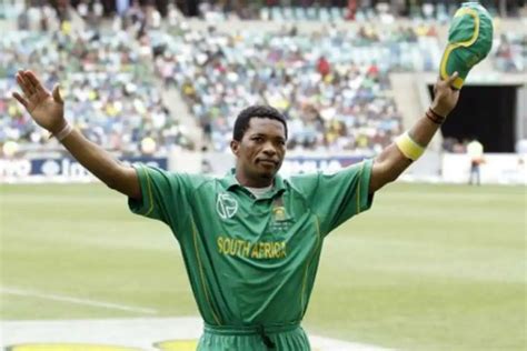 Makhaya Ntini Biography Age Height Weight Achievements And Controversies