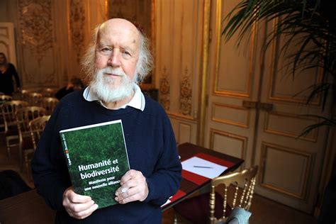 Hubert Reeves 1932 2023 Celebrated Astrophysicist And Science Icon News