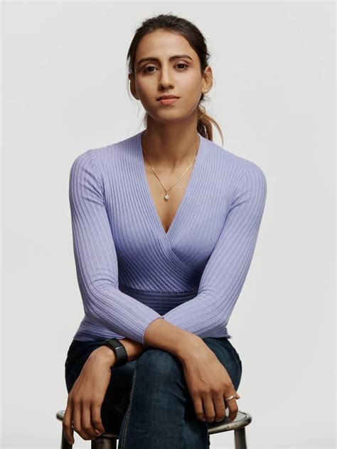 니디 아그르왈 Nidhi Agrawal 웨이브 엔터테인먼트