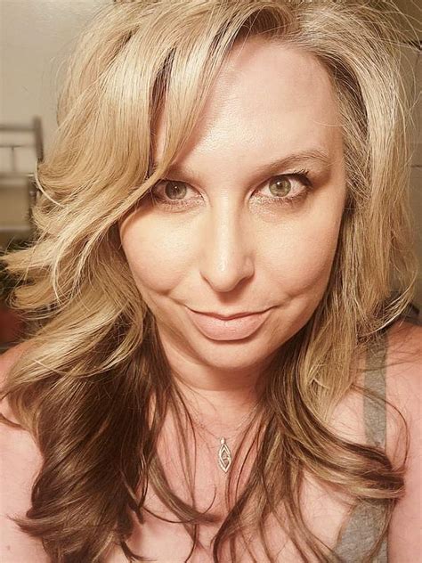 Erotic Sensual Body Rub With The Erotic Companion Ryleigh Skip The Games