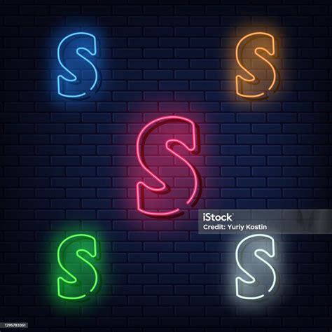 네온 문자 빨간색 파란색 녹색 노란색 흰색의 다섯 가지 색상 어두운 파란색 벽돌 벽 배경에 격리 된 글꼴 벡터 그림 Eps 10