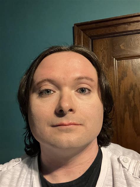 My Smile Brings Out The Beauty Of My Eyes R Crossdressing