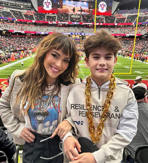 Alyssa Milano Blasted For Attending Super Bowl After Fundraising For