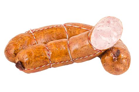 육즙 큰 두꺼운 소시지 살라미 라 드 핑크 닭고기 베이컨 돼지고기 황소 빛나는 고 흰색 배경에 고립 된 음식 영화에 흰색 밧줄으로 묶여 조각으로 잘라 0명에 대한 스톡 사진