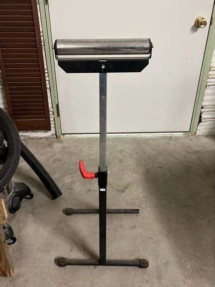 Portable Roller Stand Missing One Rubber Isabell Auction