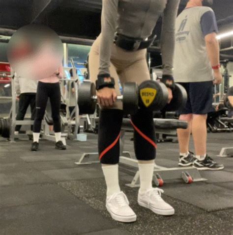 스티프 데드리프트 햄스트링과 둔근을 자극하는 헬스장 하체운동 네이버 블로그