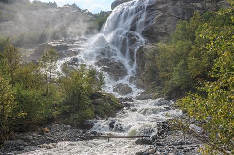 산의 폭포 장면 돔 베이 국립 공원 코 카 서 스의 파노라마 뷰 0명에 대한 스톡 사진 및 기타 이미지 0명 가파른 강 Istock