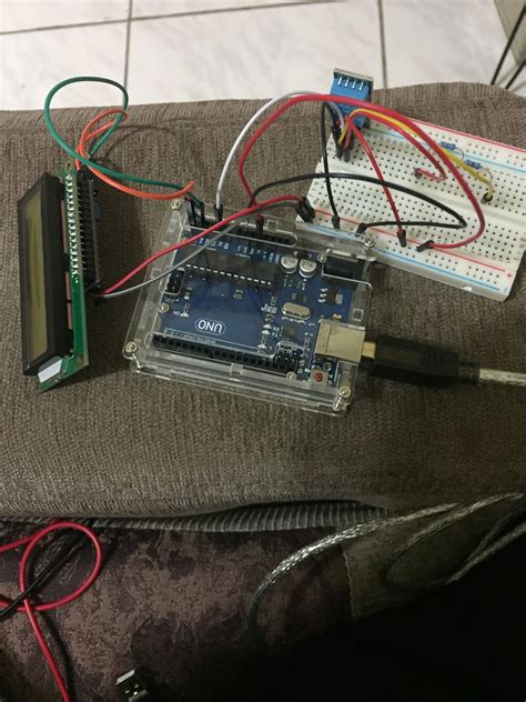 mcu自學雜記 arduino 4 溫溼度偵測模組dht11 iic i2c1602顯示器。
